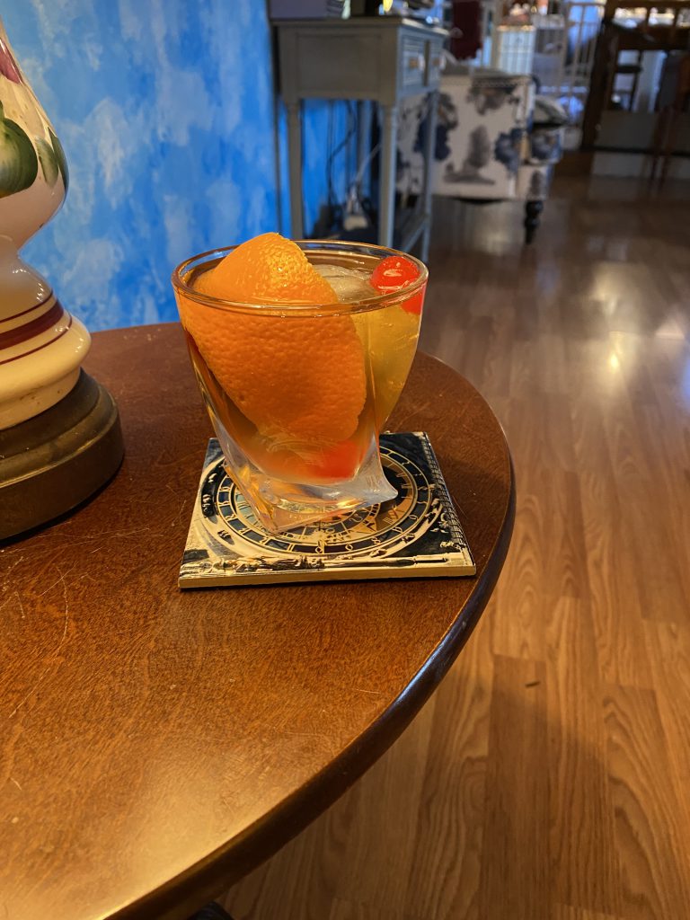 Simple Old Fashioned – Untouched Cocktails